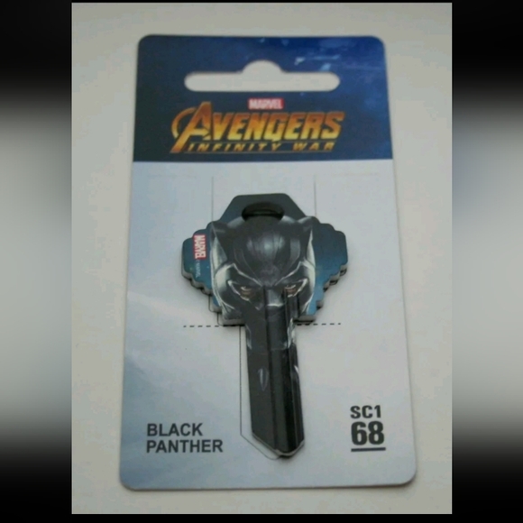 Marvel | Other | Marvel Avenger Infinity War Black Panther Photo Door ...